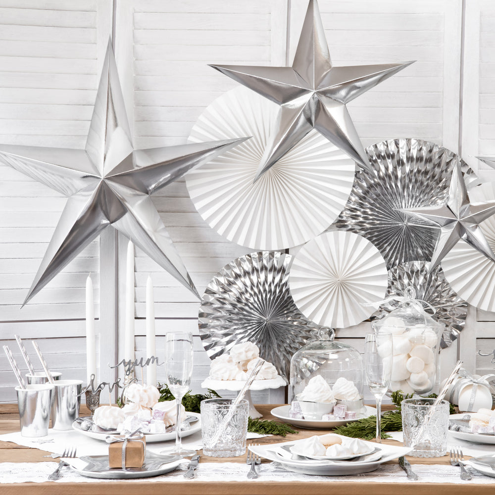 Silver Large Foil Cups I Pretty Silver Tableware & Decorations I UK ...